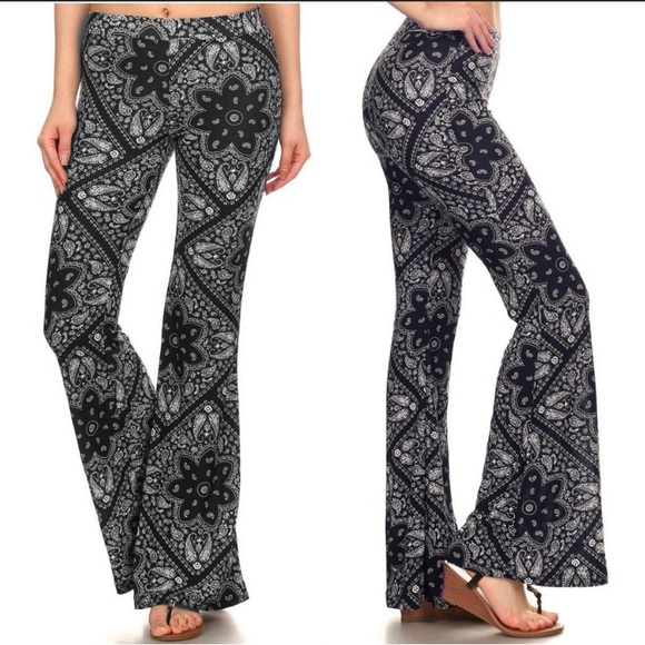 shosho | Pants & Jumpsuits | Nwt Shosho Paisley Print Boho Flare Bell ...